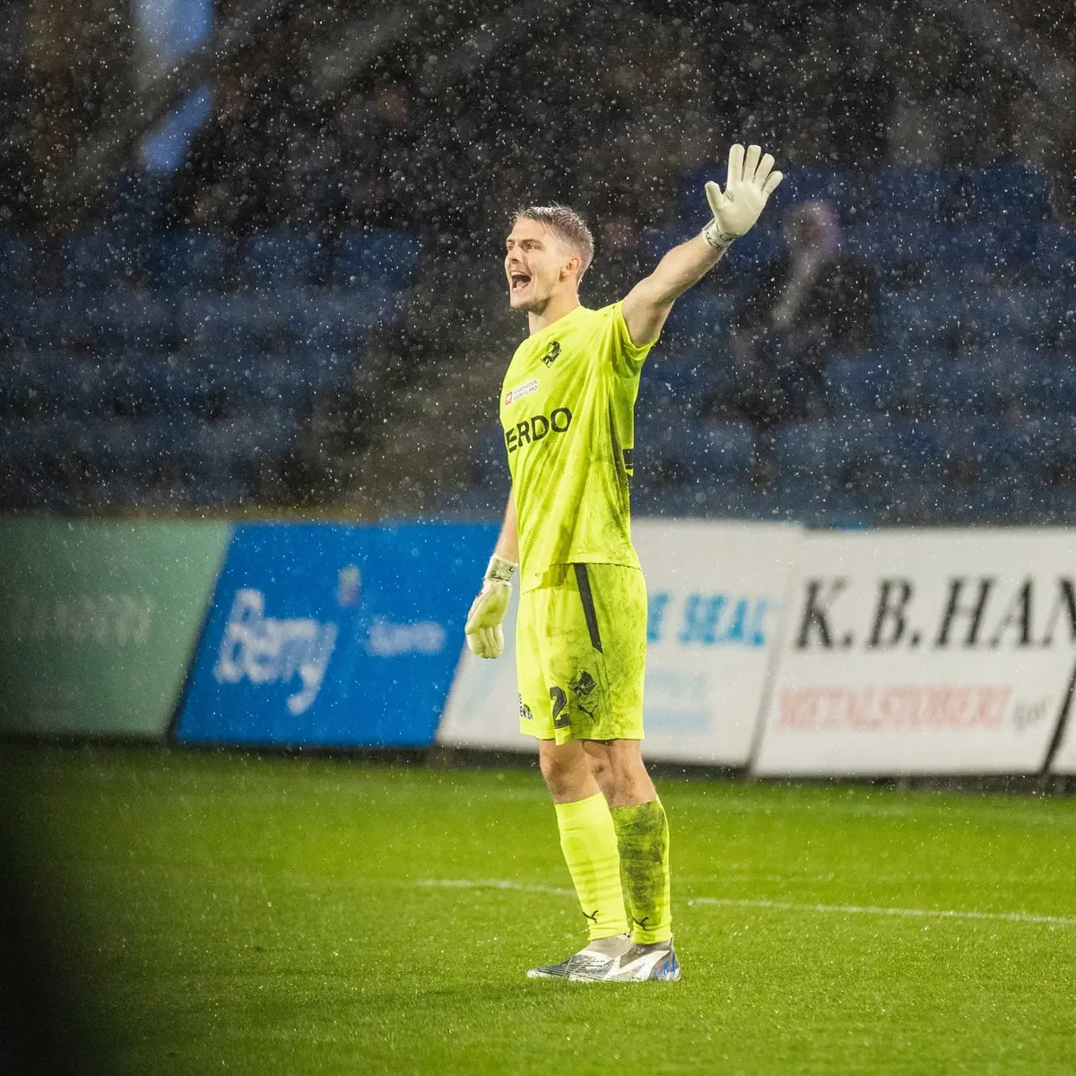 Alexander Nybo stopper i Randers FC